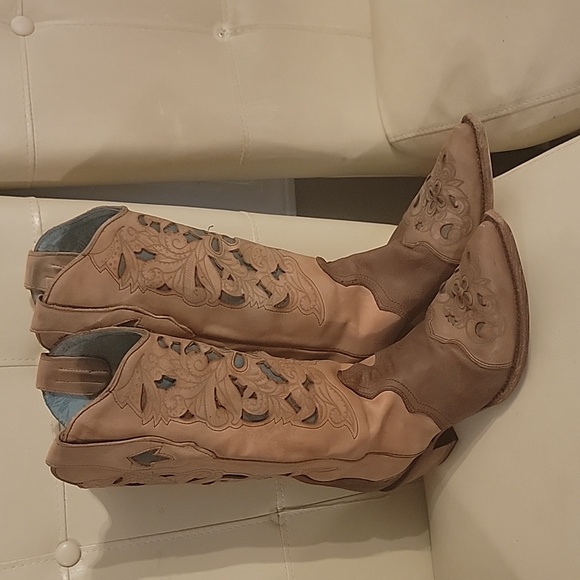 Corral | Shoes | Corral Vintage Laser Cut Boots | Poshmark